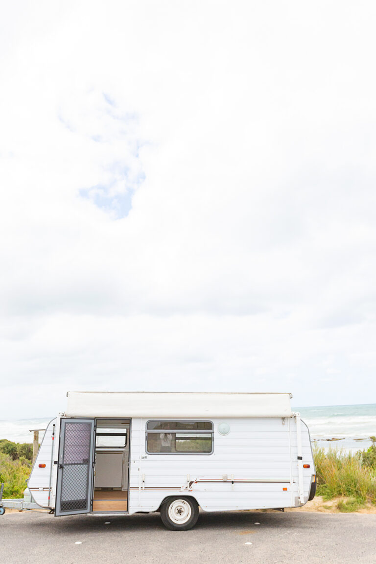 Vintage Van - Beautiful vintage caravan renovations - Ben & Michelle