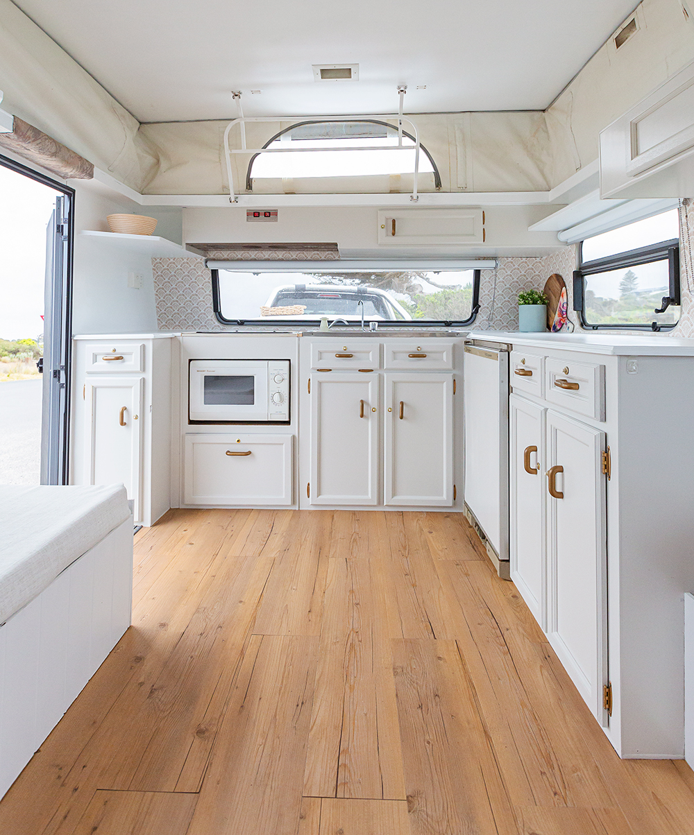 Vintage Van - Beautiful vintage caravan renovations - Ben & Michelle