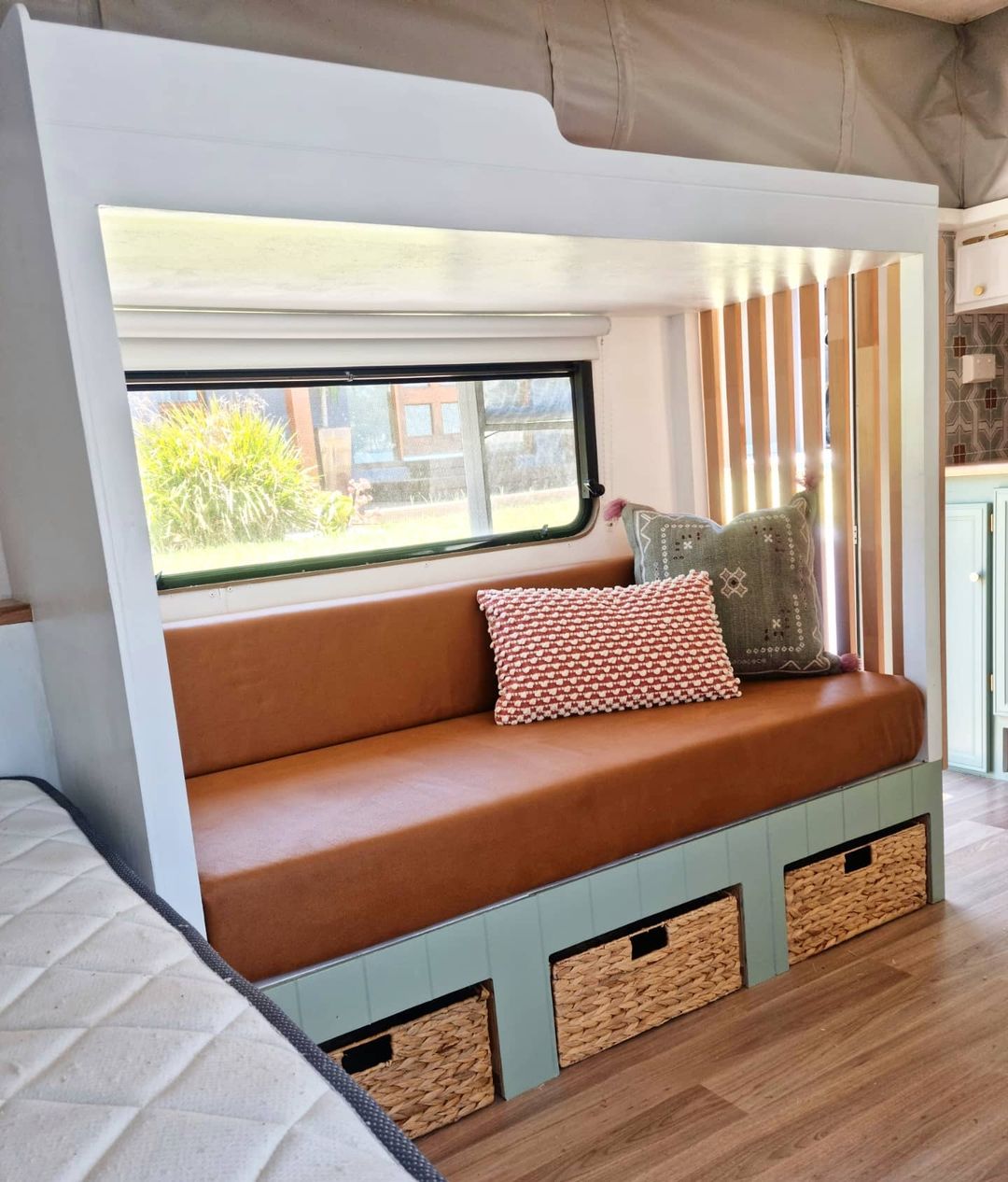 Wonderful Willow - Ben & Michelle